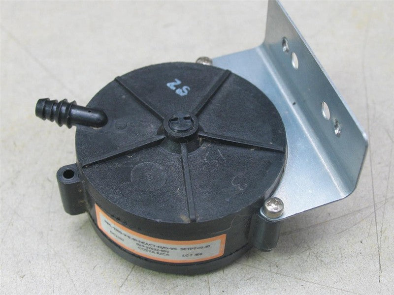 Goodman MPL-9300-V-0.40-DEACT-N/O-VS Air Pressure Switch 024-27632-001 ...